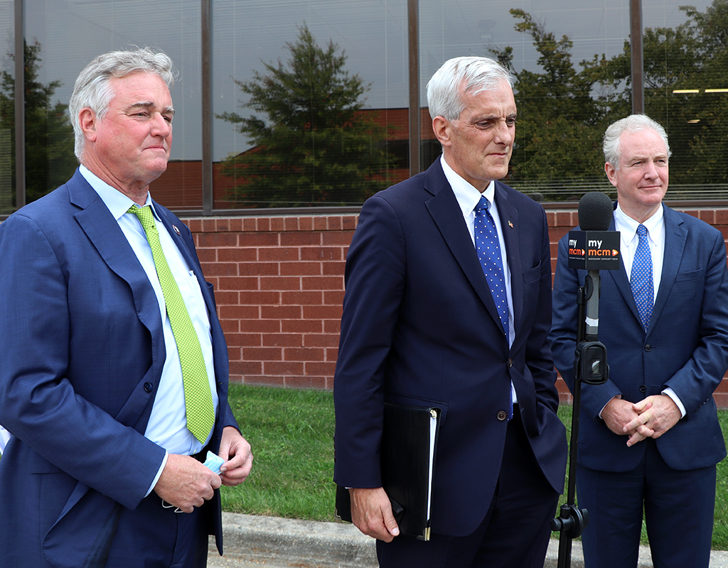 National Leaders Tour Gaithersburg Outpatient Clinic, Discuss Mental ...