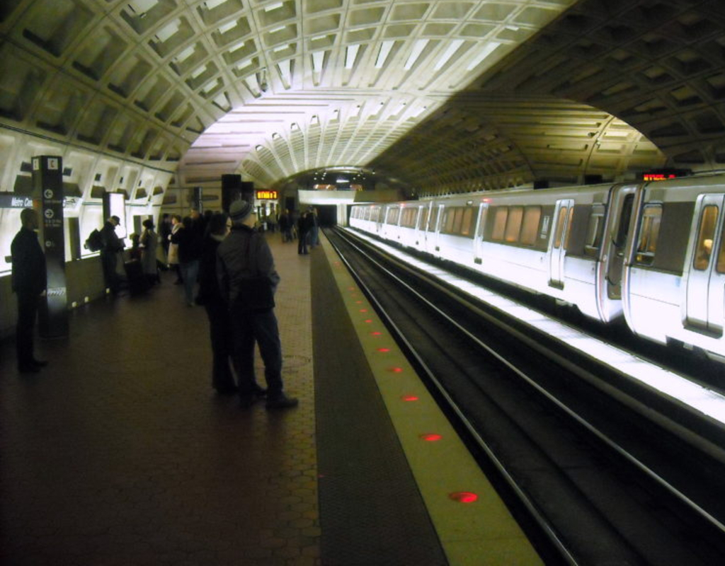 Metro Hits Highest Weekday Rail Ridership Mark Since Start of Pandemic ...