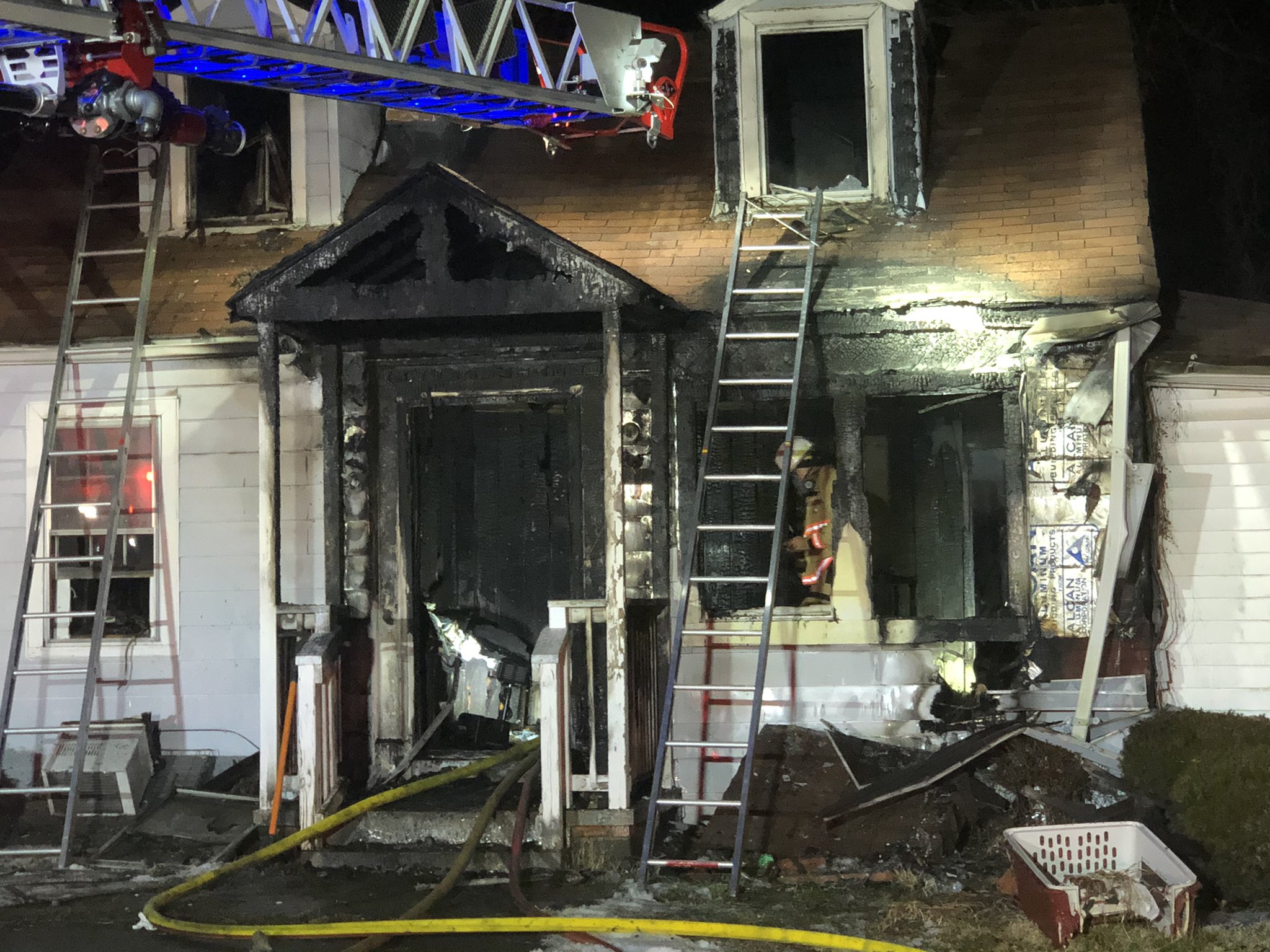 A Woman and Two Dogs Die in Darnestown House Fire - Montgomery ...