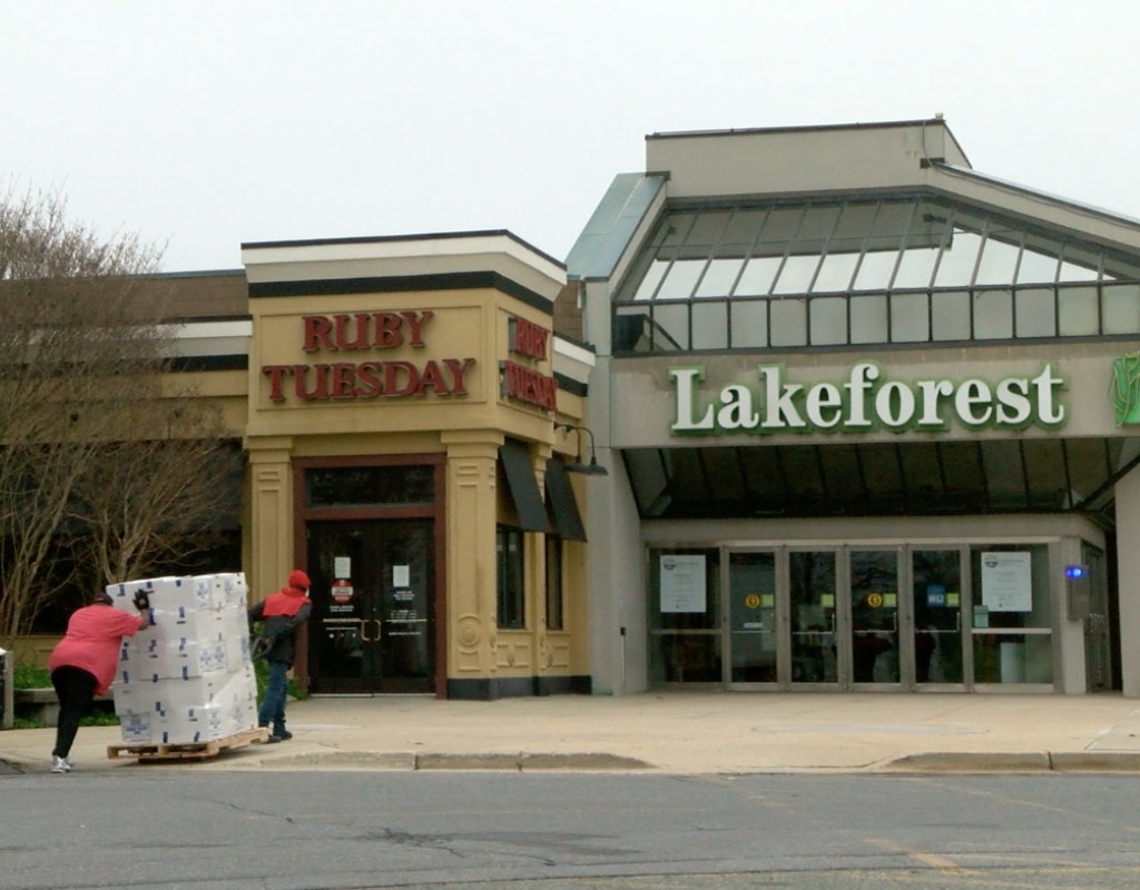 Residents Vaccinated at Clinic and Food Distribution Site at Lakeforest ...