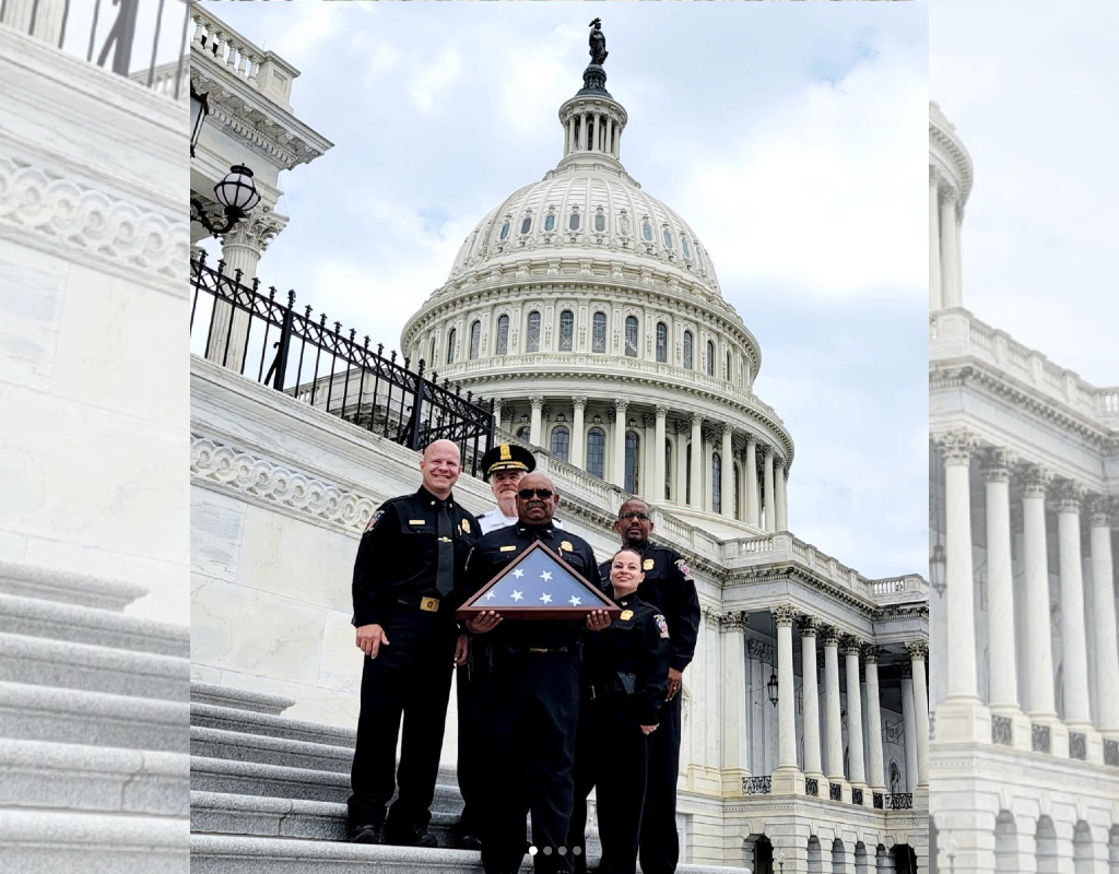 En Honor al Centenario de MCPD Izan Bandera en el Edificio del ...