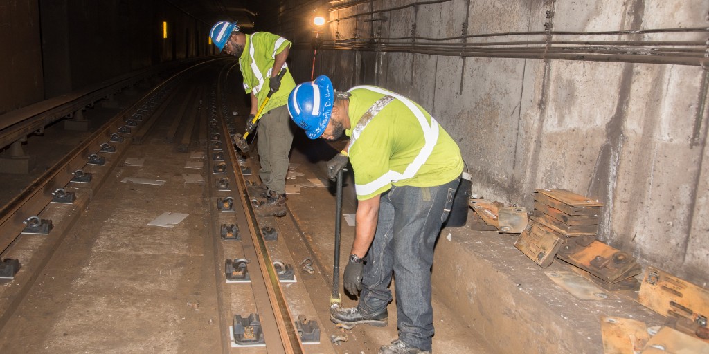 Red Line Trains Single-Tracking Between Fort Totten and Silver Spring ...