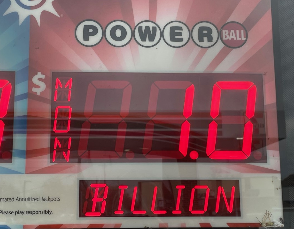 Powerball Jackpot Grows to $1 Billion for Wednesday's Drawing ...
