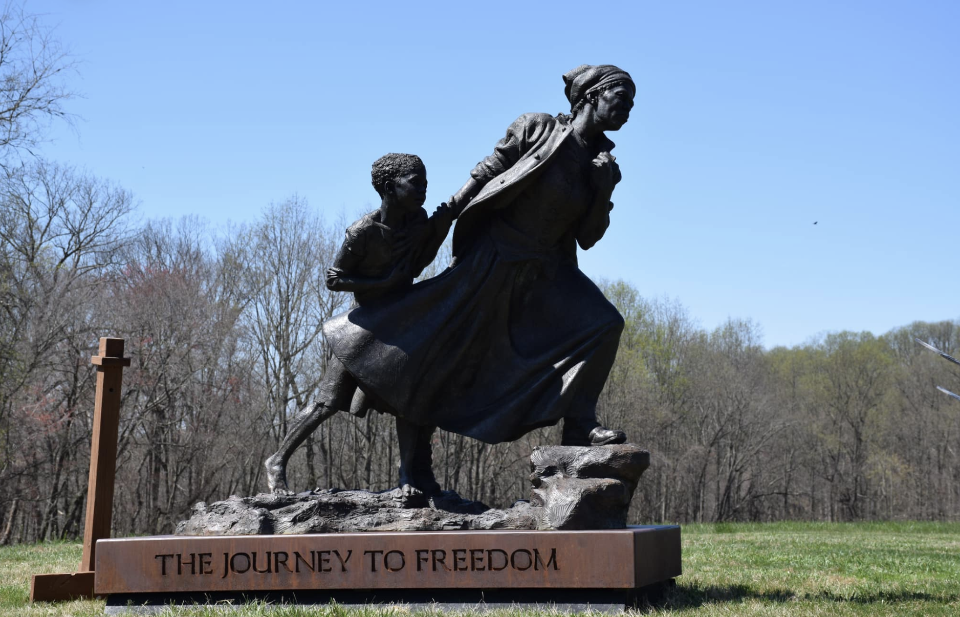 Harriet Tubman Standbeeld Harriet Tubman Monument Takes Newark Space