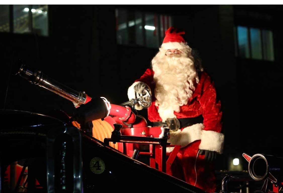 Santa Claus Hitching a Ride with Sandy Spring Volunteer Fire Department ...