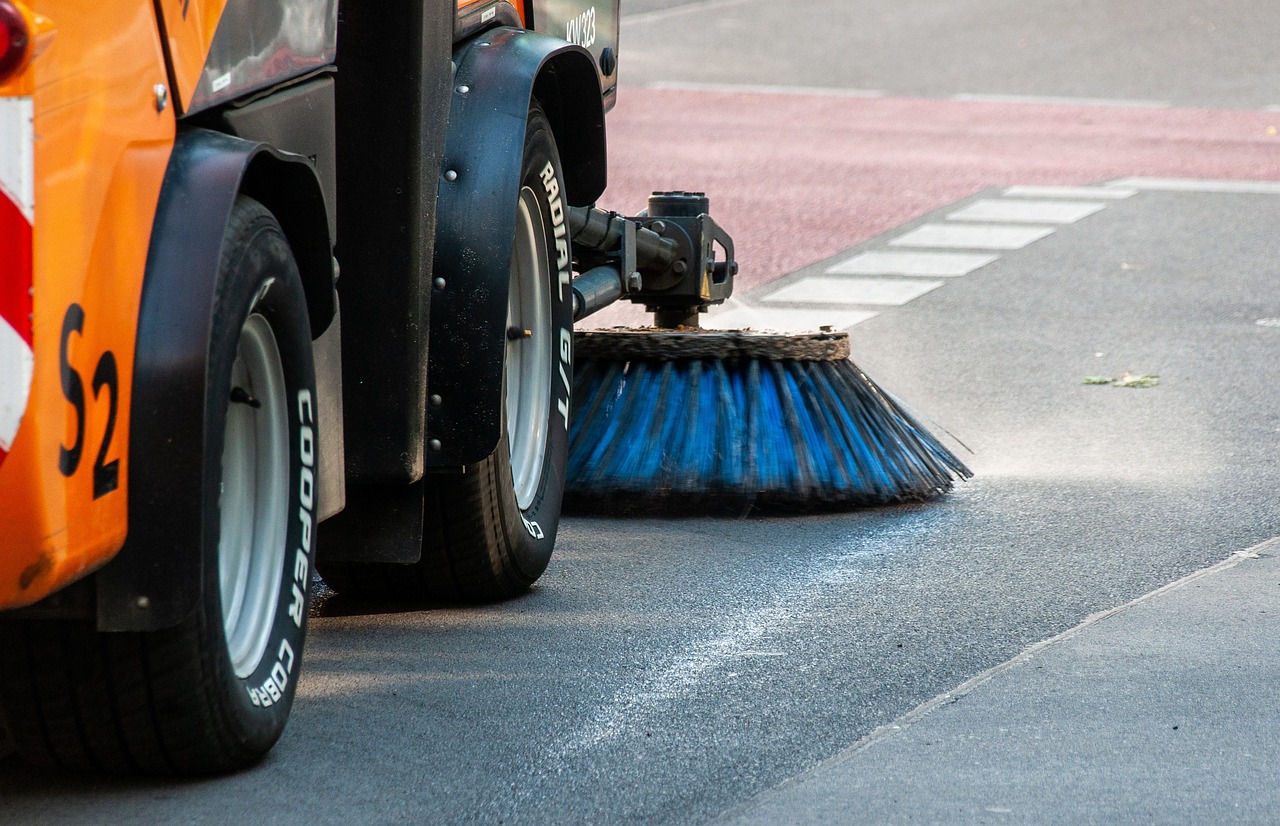 MCDOT Began Street Sweeping Program on Monday - Montgomery Community Media