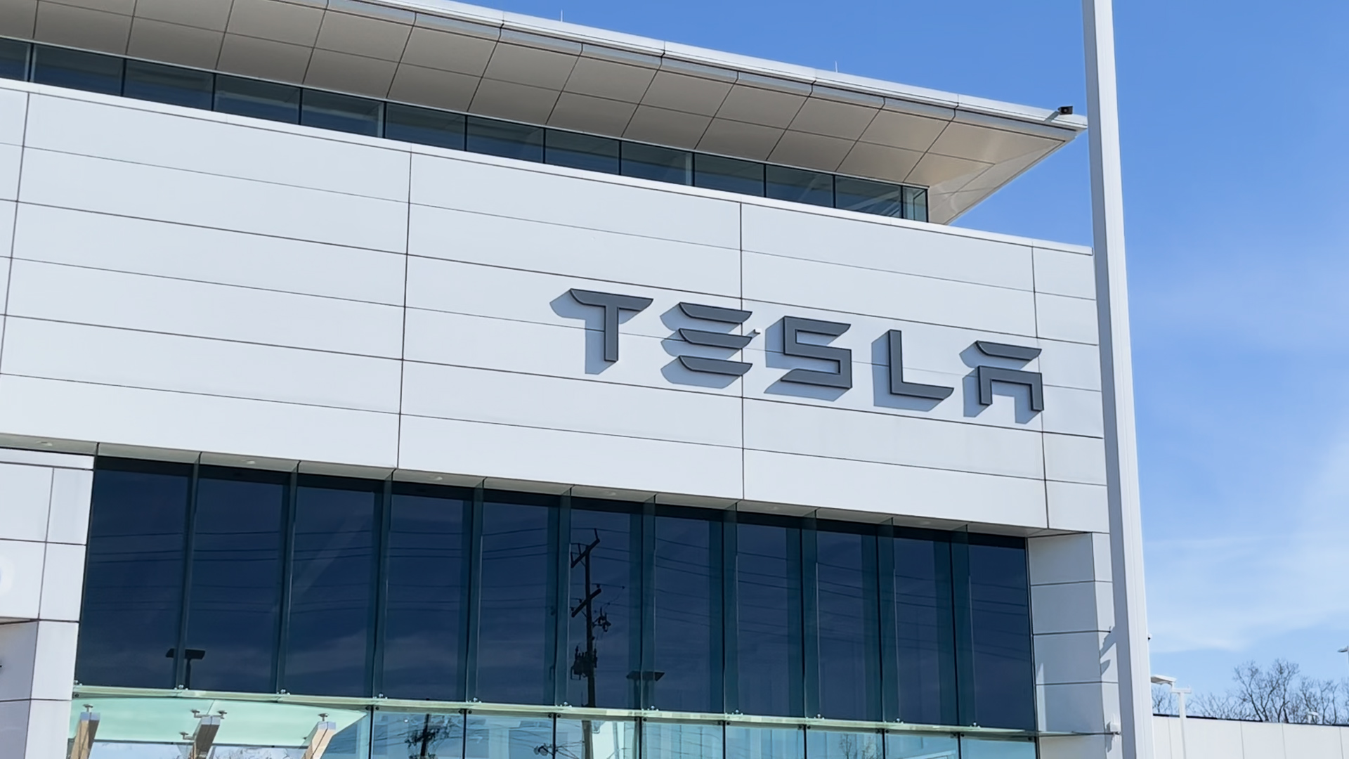 Protesters Target Rockville Tesla Dealership - Montgomery Community Media